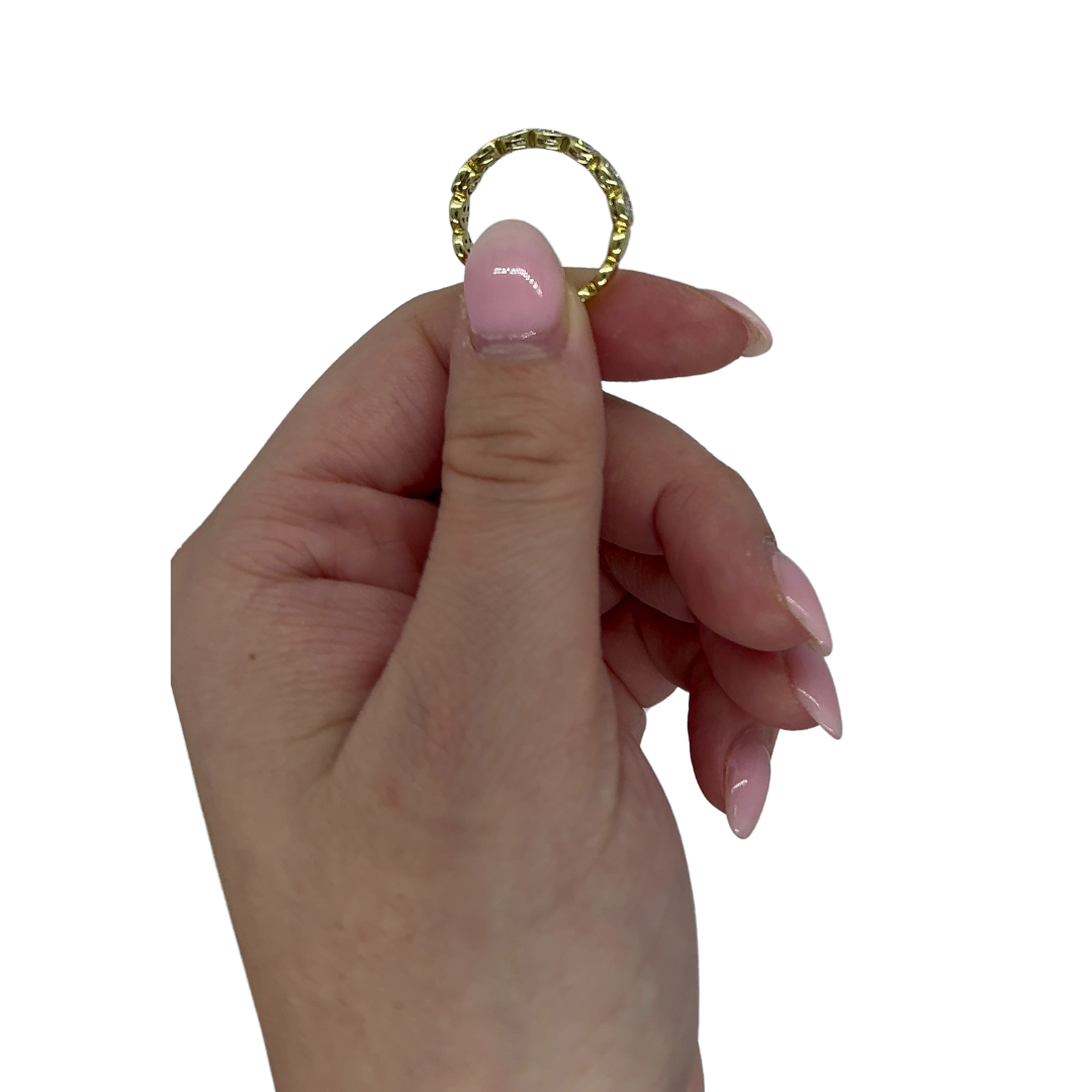 Round Bezel Diamond Band – Dallas Diamond Bar