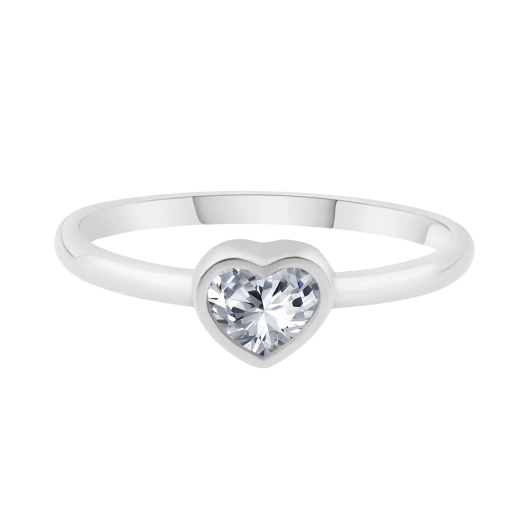 Dainty Heart Bezel Ring – Dallas Diamond Bar