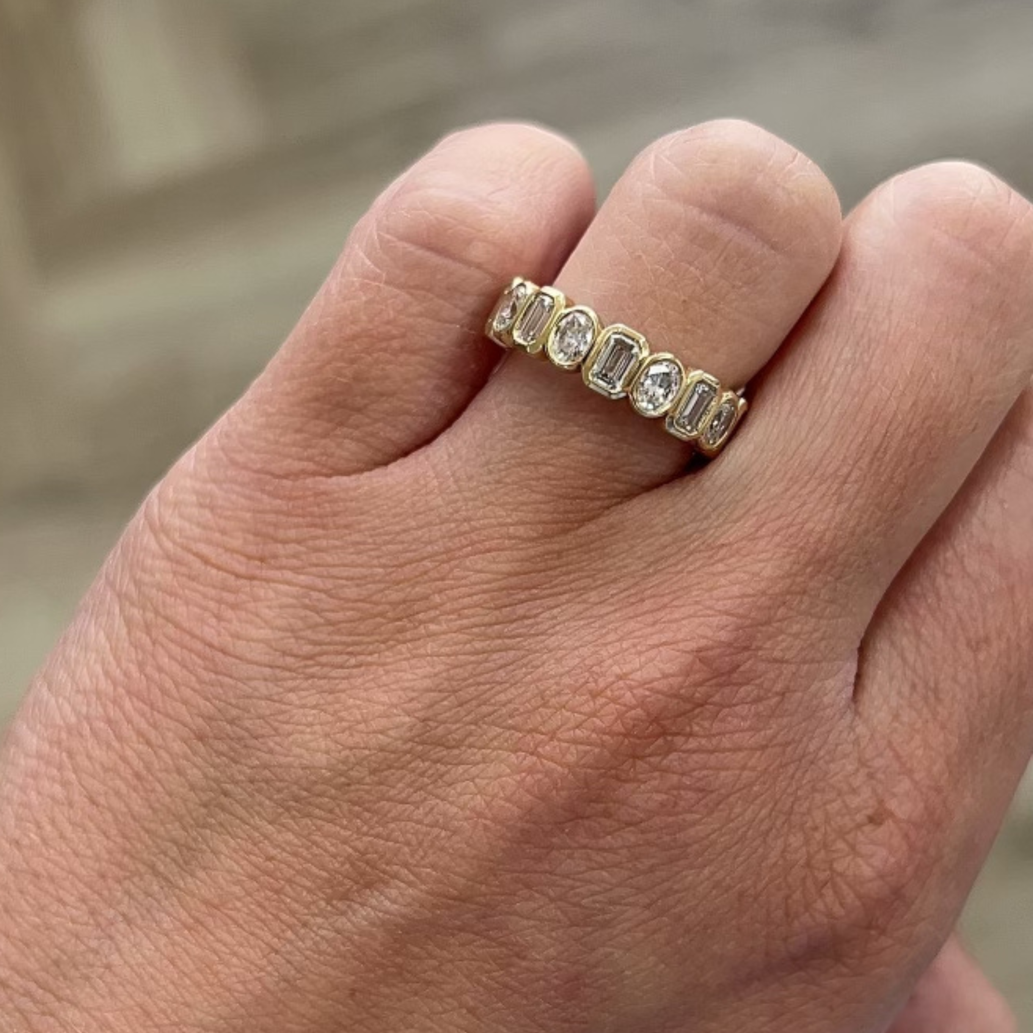 Lab-Grown Oval & Emerald Bezel Band – Dallas Diamond Bar