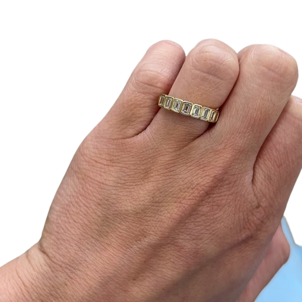 Emerald-Cut Diamond Bezel Ring – Dallas Diamond Bar