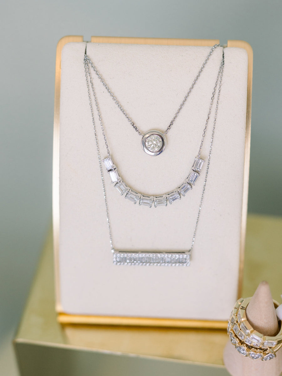 Diamond Donut Bezel Drop – Dallas Diamond Bar