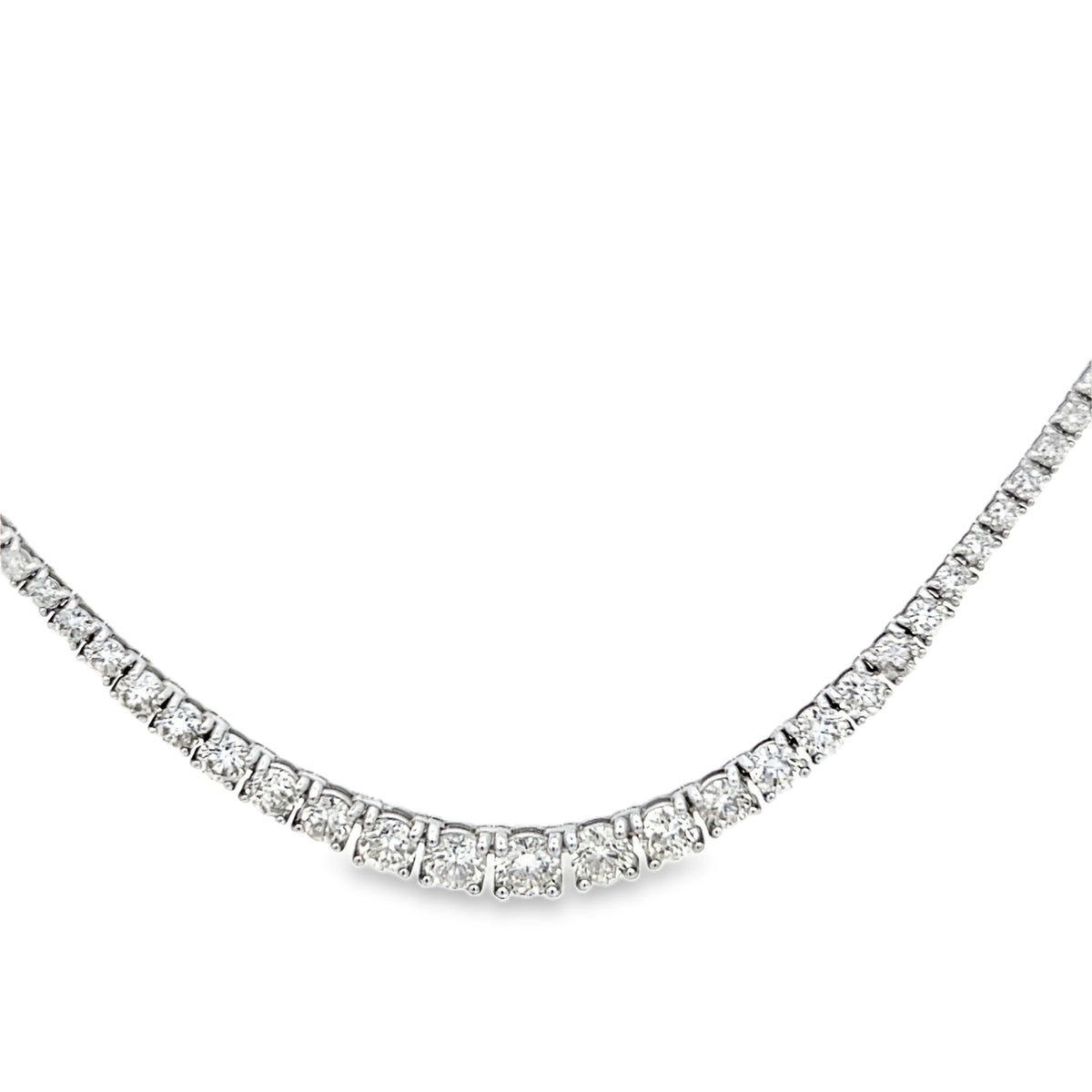 Graduated Tennis Necklace – Dallas Diamond Bar
